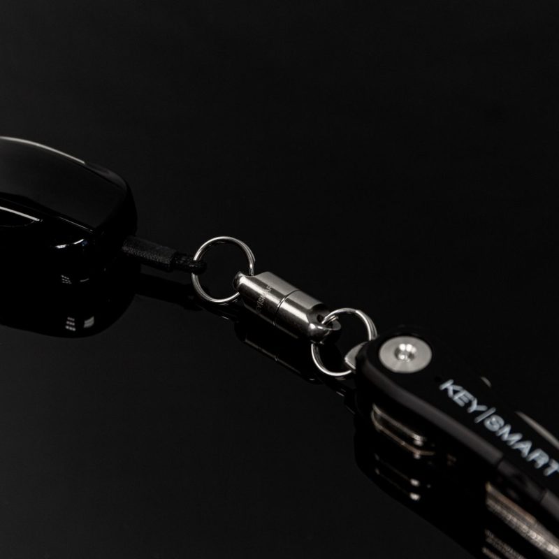 KeySmart Mag Connect | Magnetic Quick Connect, Titanium - Blades.co.uk