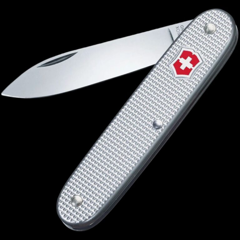Victorinox Swiss Army 1 - Blades.co.uk