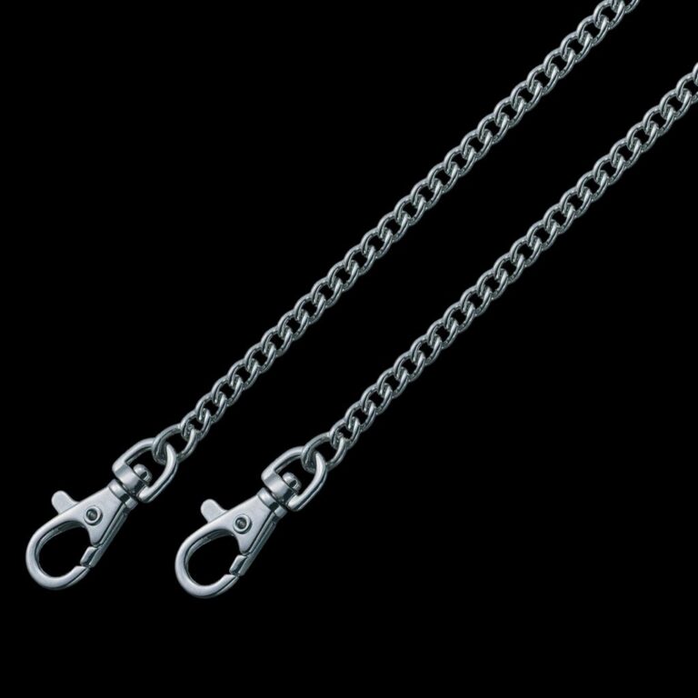 Victorinox Chain, Pocket Knife - Blades.co.uk